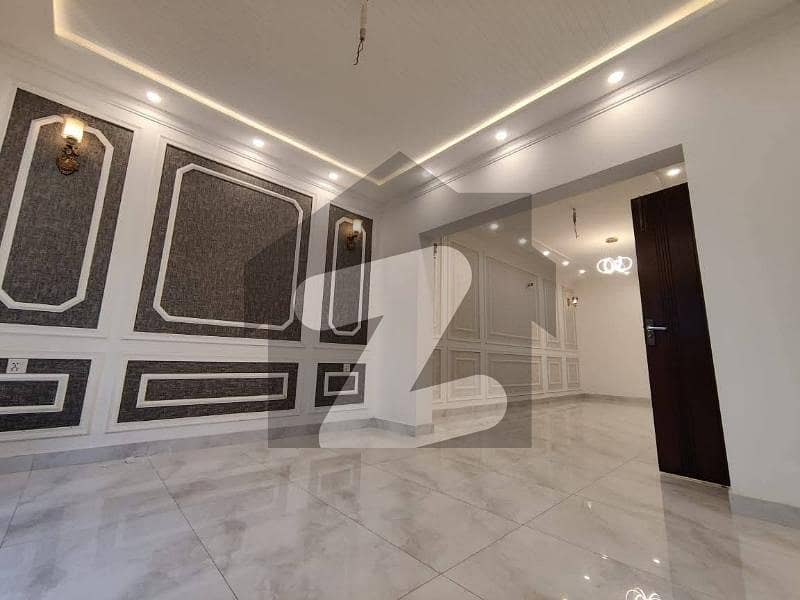 10 Marla Like Brand New Double Storey House For Sale Nashman Iqbal ...