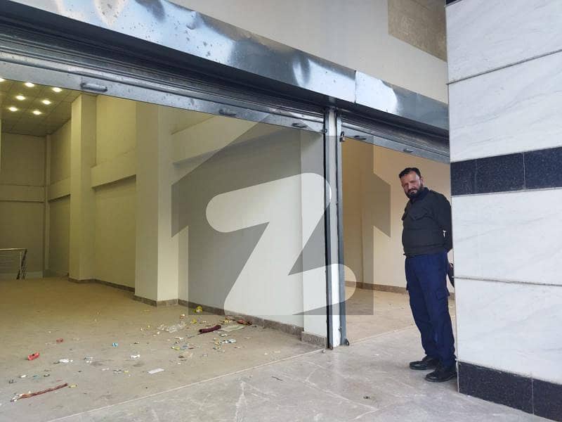MAIN 200 FEET ROAD FACING SHOP FOR RENT GULISTAN-E-JAUHAR BLOCK 17 ...
