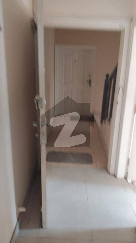 3 Beds Small Complex Apartment For Sale Clifton Block 2 (1st Floor ...