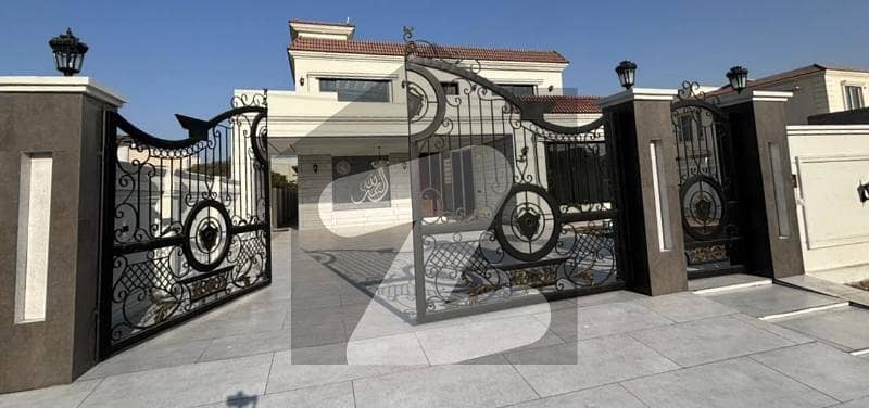 Buch Villas 18 marla house main boulevard luxury house for sale hot ...