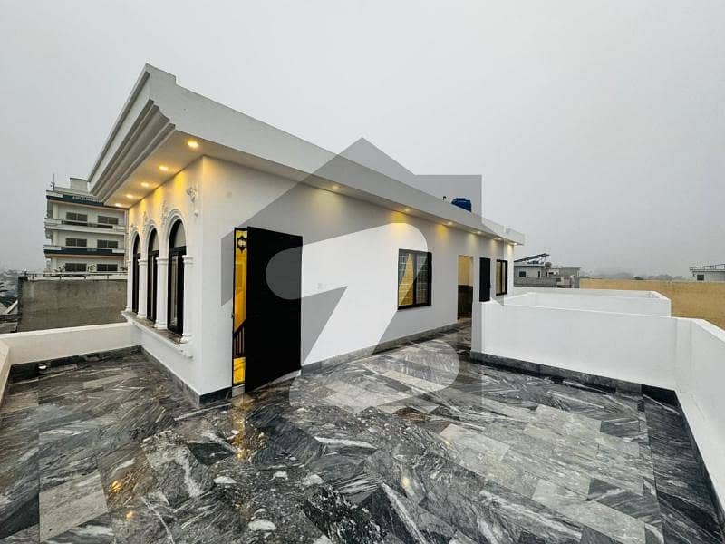 Find Your Ideal Good Location House In DC Colony Under Rs. 24000000 DC ...