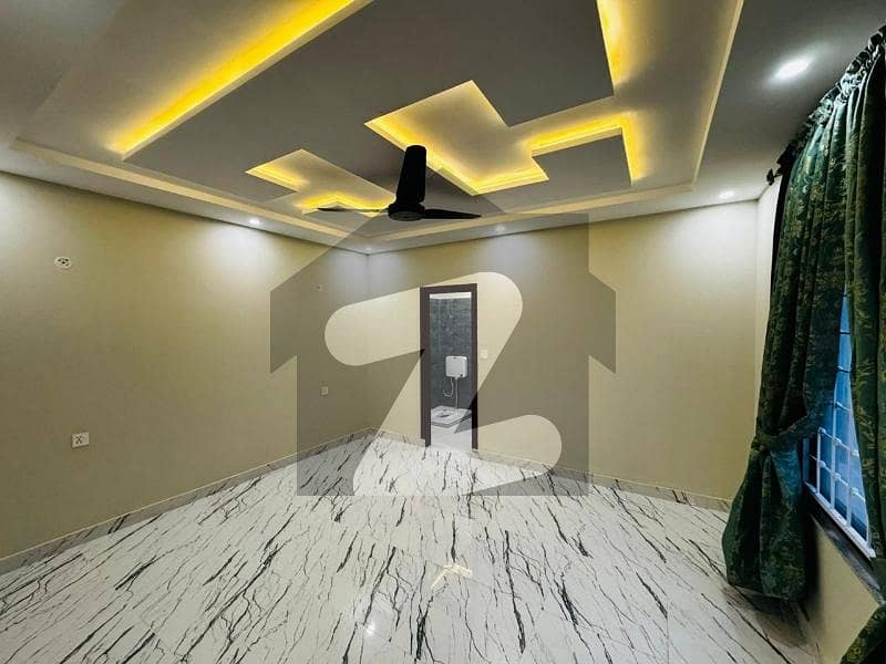 Find Your Ideal Good Location House In DC Colony Under Rs. 24000000 DC ...