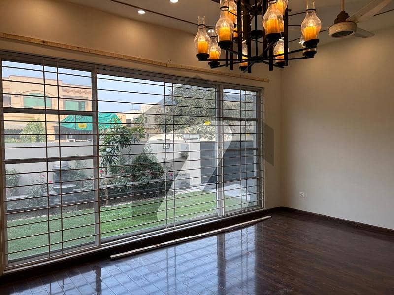 1 Kanal Slightly Used Modern Design Most Beautiful House For Sale At ...