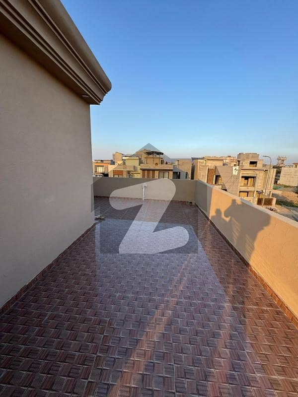 5 MARLA ELEGANT AND FULLY MAINTAINED SUPER HOT LOCATED BUNGALOW IS ...