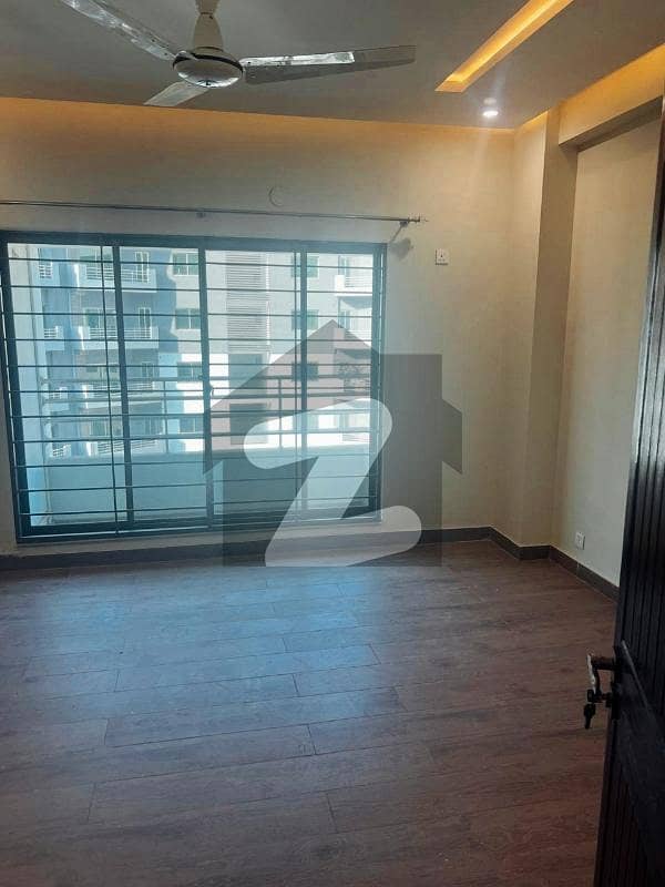 Facing Park Neat as Brand New Apartment for Rent in Askari 10 Sec-S ...