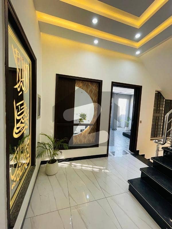 10 Marla Double-Unit House for Sale in LDA Avenue One Block M LDA ...