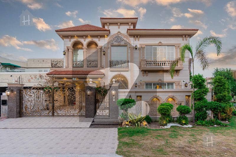 24 Marla Corner Most Elegant Brand New Spanish Design corner Bungalow ...