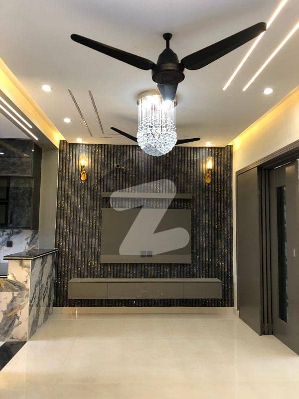 5 Marla Brand New Modern Design Lavish House For Sale In Park View City ...