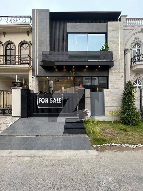 5 Marla Elegant And Fully Maintained Super Hot Located Bungalow Is ...