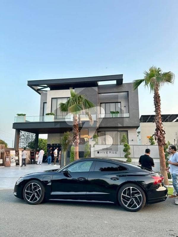 20 MARLA ELEGANT AND FULLY FURNISHED SUPER HOT LOCATED BUNGALOW IS ...