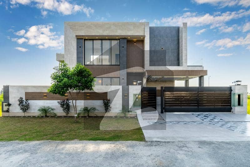 20 MARLA ELEGANT AND FULLY MAINTAINED SUPER HOT LOCATED BUNGALOW'S ...