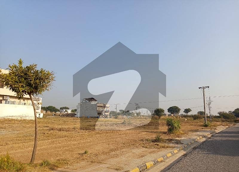 7 Marla Developed Possession Residential Plot For Sale In V Block At ...