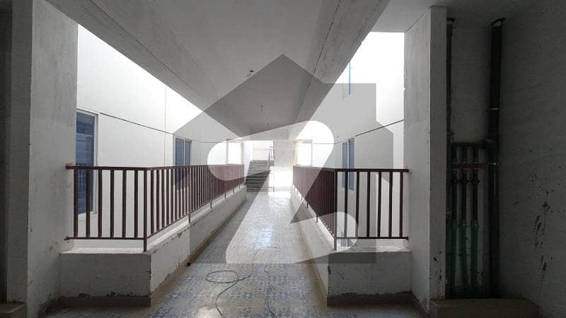 A Flat Of 1865 Square Feet On University Road University Road, Karachi ...