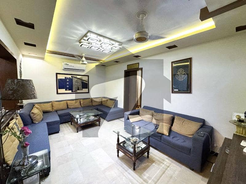 At 45 Ft Road 10 Marla Renovated House Available For Sale In Lake City ...