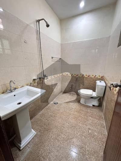 4 Marla 1st Floor Flat For Rent ( Near Shahtaj Colony ) Walton Road ...