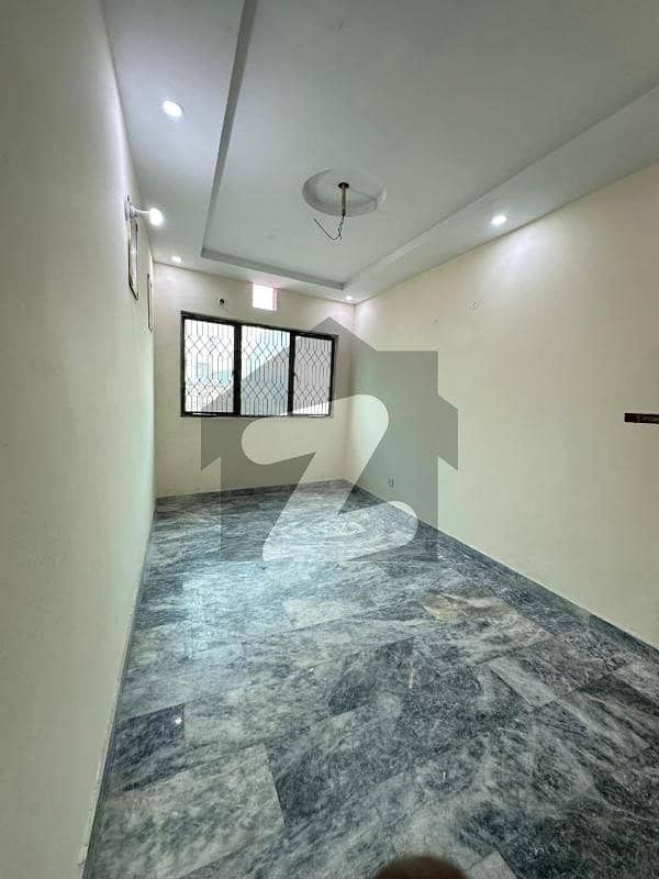 4 Marla 1st Floor Flat For Rent ( Near Shahtaj Colony ) Walton Road ...