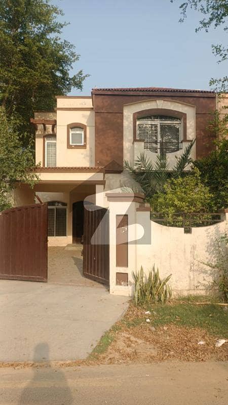 Gass Meter Installed & Near To Park 7 Marla House For Sale In Lake City ...