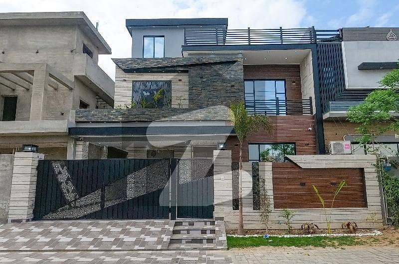 Get In Touch Now To Buy A Prime Location House In Central Park - Block ...