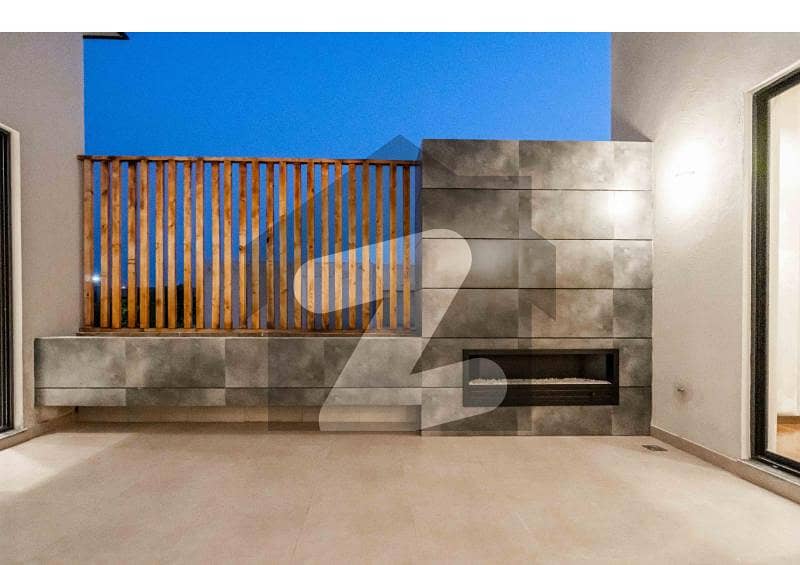 DHA LAHORE 10 MARLA HOUSE NEAR MAIN ROAD NEAR DOLMEN MALL DHA Phase 6 ...