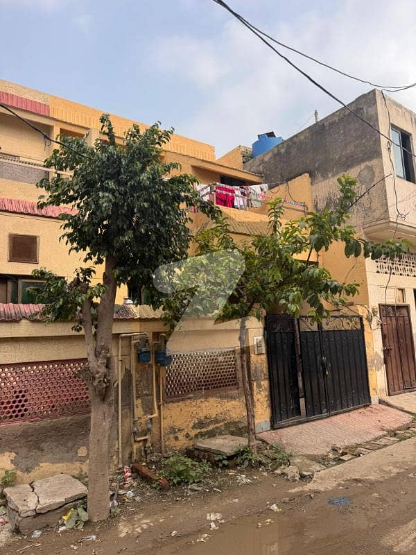 4 Marla Modern Designing Beautiful House Gas And Electricity Majood Ha ...