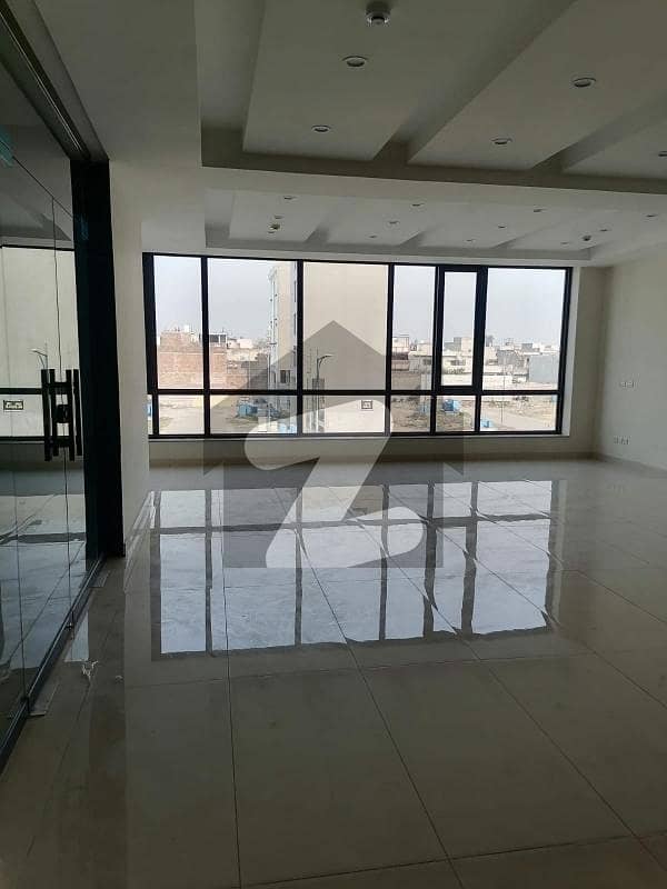 Muslim town Mor near Gulberg 4500 sqft shop/building for bank/Cafe ...