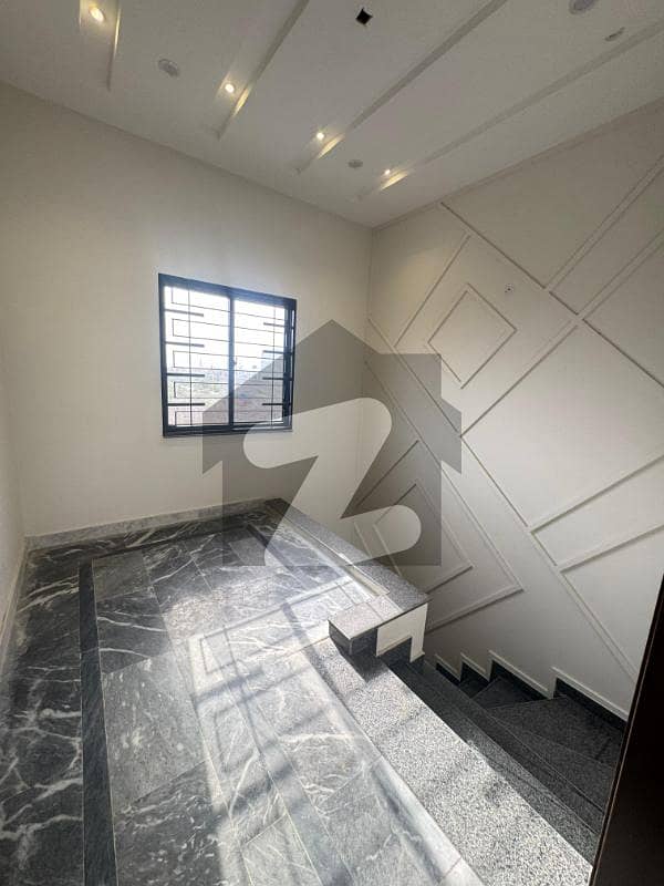 5 Marla Brand New Modern Design Lavish House For Sale In Park View City ...