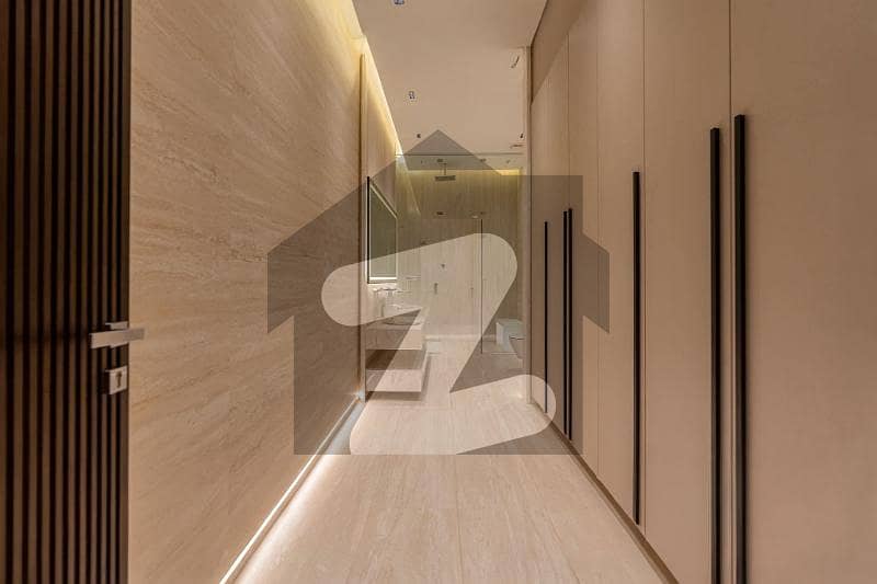 24 MARLA HUGE LAWN HOUSE NEAR RAYA GOLF OWNER NEEDY DHA Phase 6, DHA ...