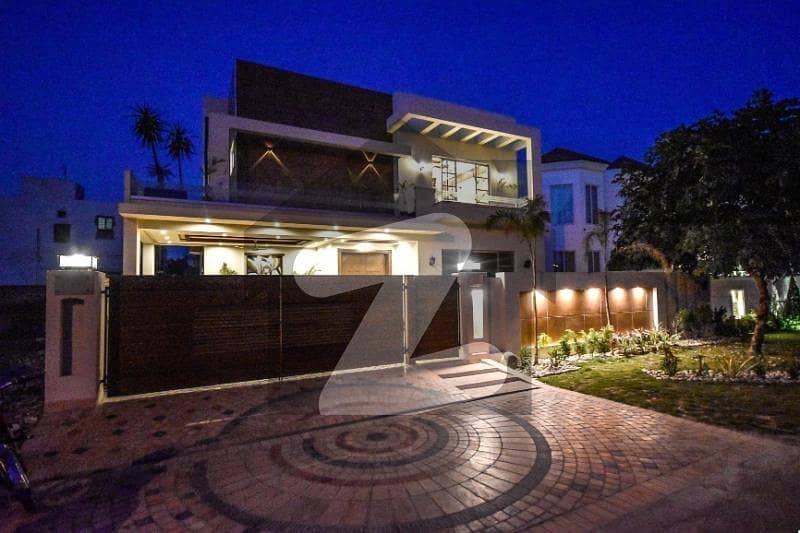 20 MARLA ELEGANT AND FULLY MAINTAINED SUPER HOT LOCATED BUNGALOW IS ...