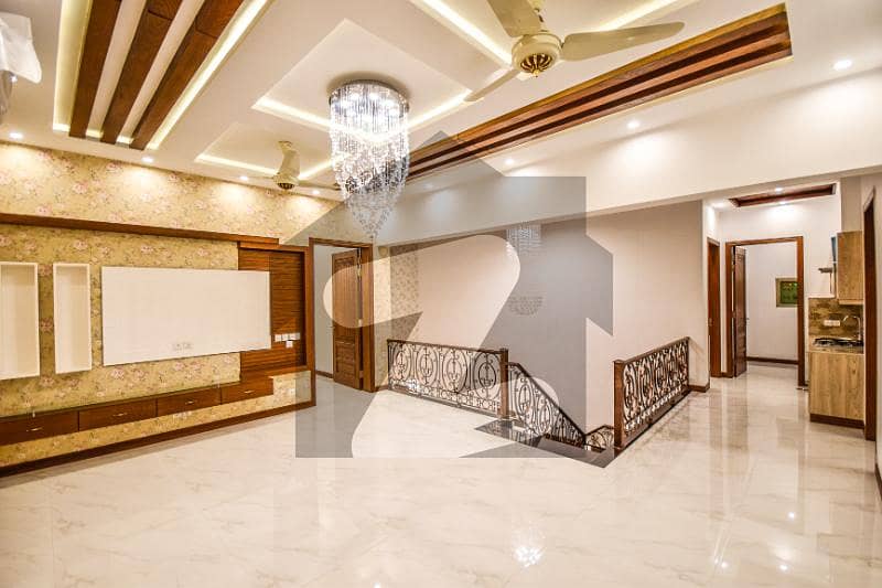 20 MARLA ELEGANT AND FULLY MAINTAINED SUPER HOT LOCATED BUNGALOW IS ...