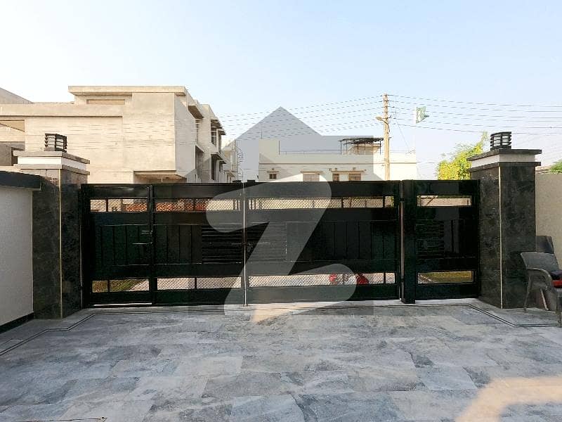 Spacious House Is Available For Sale In Ideal Location Of AWT Phase 2 ...