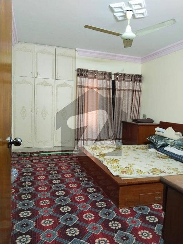 Clifton Block 2 Town House 250 Square Yards 1+3+1 Servant Quieter ...