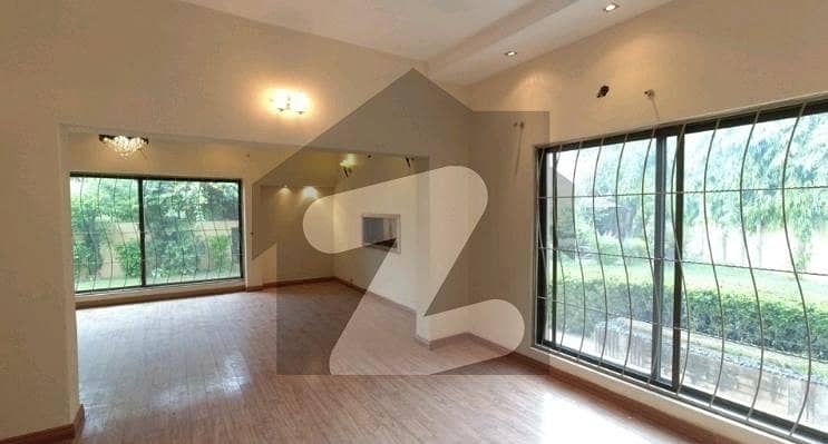 Askari 10 House For sale Sized 1 Kanal Askari 10, Askari, Lahore ...