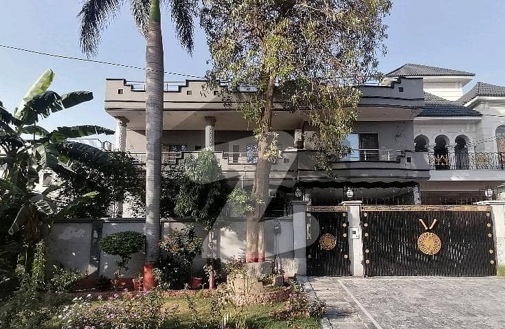 House Is Available For sale In Marghzar Officers Colony Marghzar ...