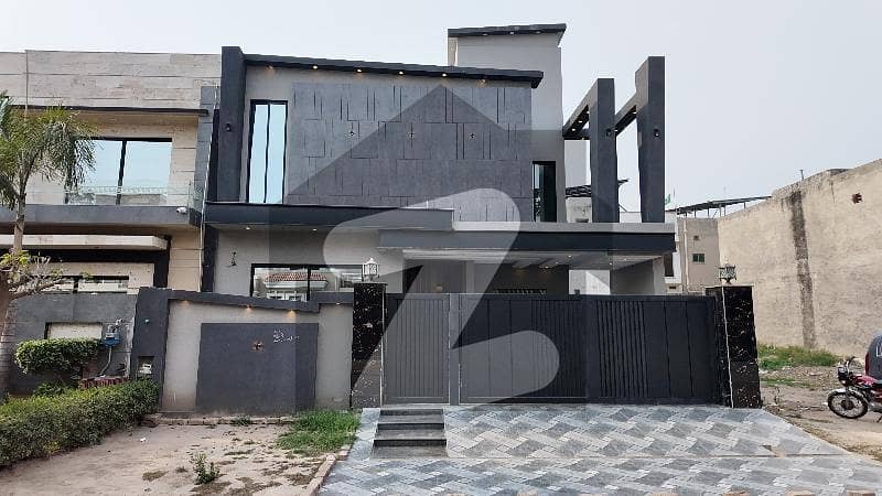 10 Marla Brand new Modern House In Paragon City For sale Paragon City ...
