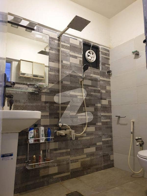 Rare 2000 Sq Ft Ground Floor Apartment with Private Separate Gate in ...