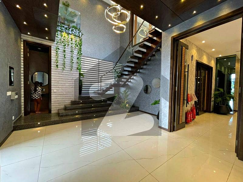 SYED BROTHERS PROUDLY OFFERS: 1-Kanal Elegant And Fully Maintained ...