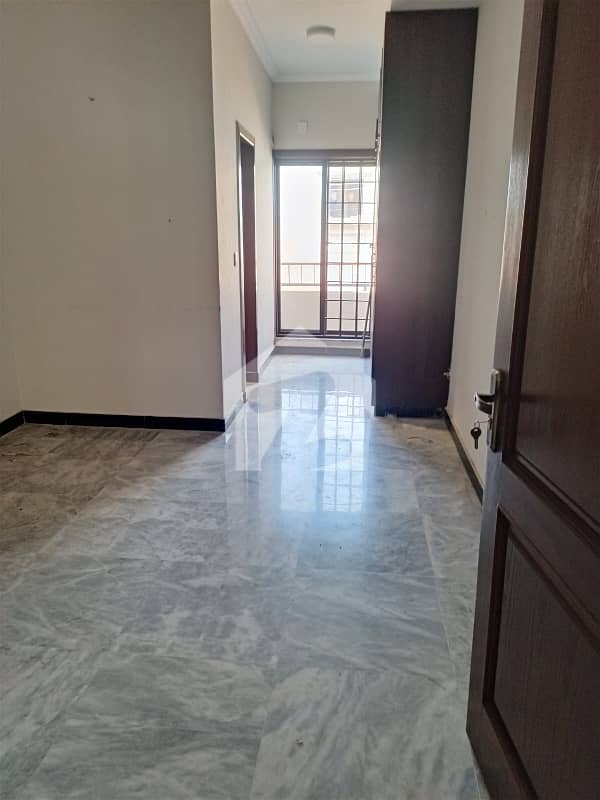 Brand New Beautiful Basement opposit of Metro cash carry with separate ...