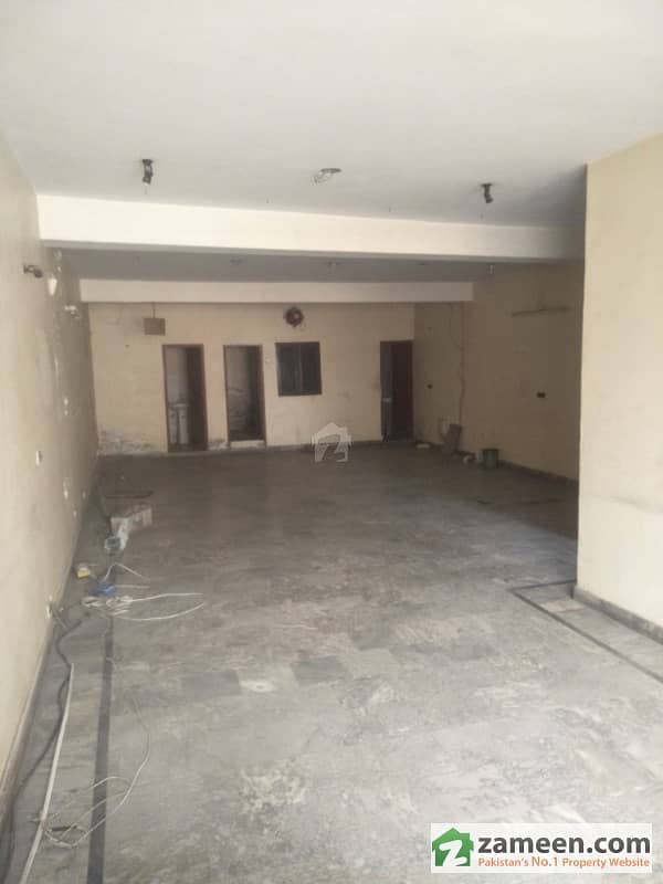 Hall For Rent At Abbot Road Lahore Near Ptv Centre Shaheen Complex ...