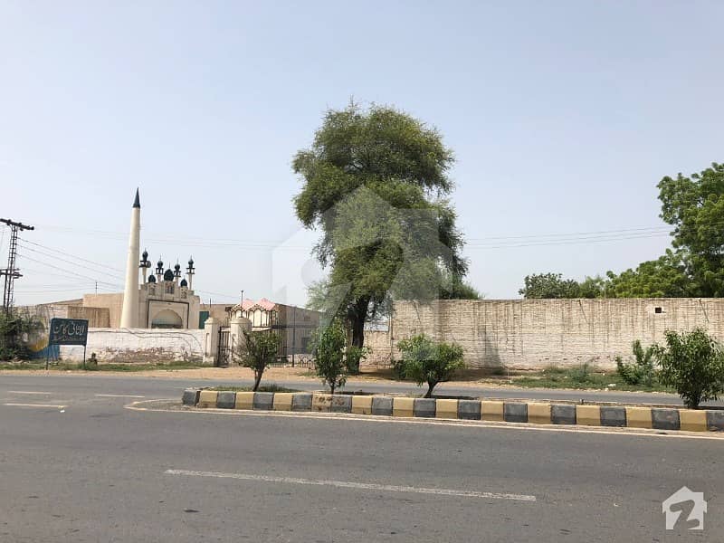 25 Acres Land For Sale Including An Old Cotton Factory Multan Vehari ...