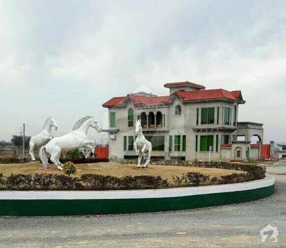 Fazaia Tarnol Islamabad Size 60x90 Block F Main Double Road Park Face ...