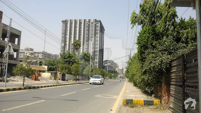 Office Available 725 Sq/ft Office Al Hafeez Heights Lahore Gulberg ...