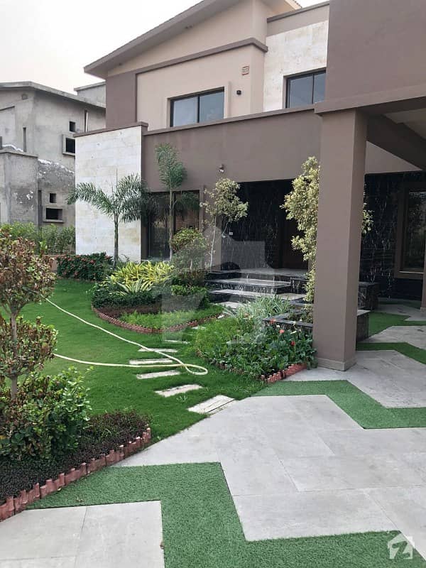 2 Kanal Beautiful House For Sale In Defence Raya Golf Country Club ...