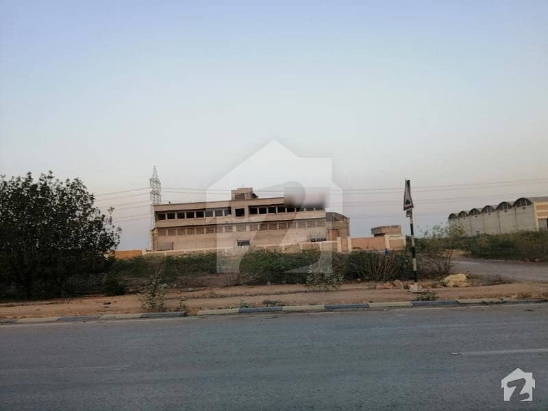 40000 Sq Ft Warehouse For Rent At Port Qasim Main Road Port Qasim, Bin ...