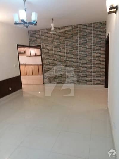 Clifton Block 7 Near 3 Talwar Columbs Tower 3 Bed Room Flat For Rent ...