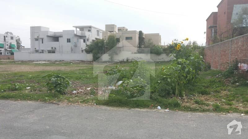 Valancia 2 Kanal Facing Park Back Of Main Boulevard Valencia Housing ...