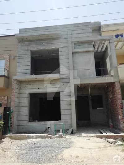 Gray Structure House Is Available For Sale Valencia - Block A3 ...