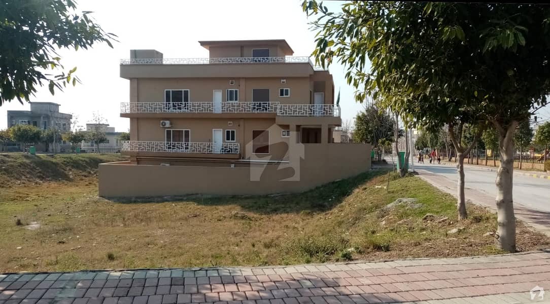 Bahria Town Phase 7 Plot For Sale Bahria Town Phase 7, Bahria Town ...