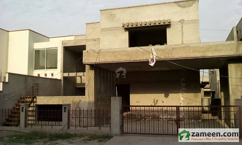 Gray Structure House For Sale Divine Gardens - Block A, Divine Gardens ...