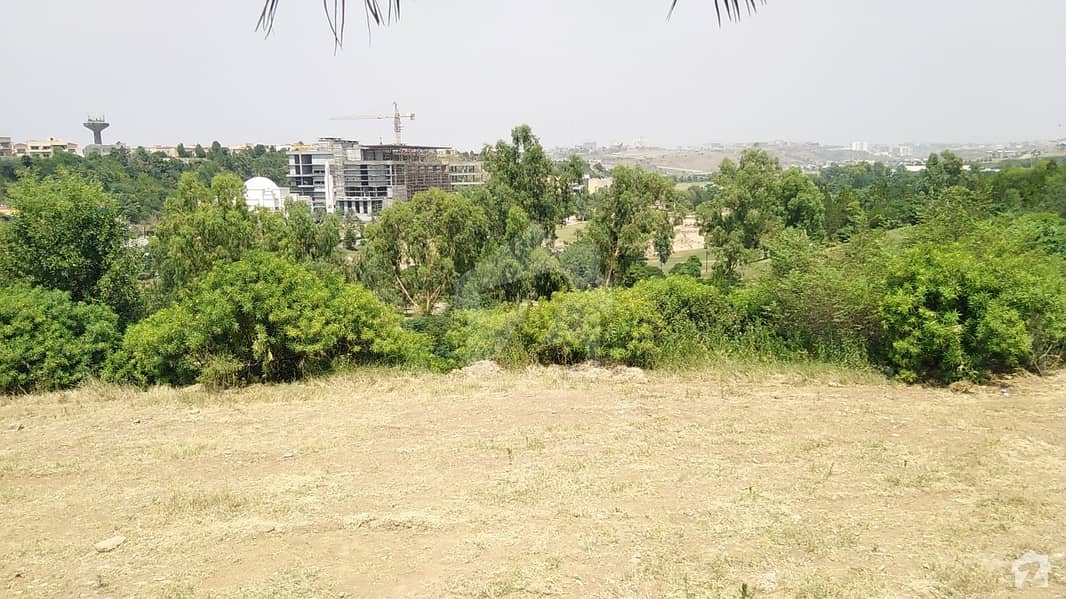 Golf View Corner 1235 Sq Yards Plot For Sale Bahria Garden City - Zone ...