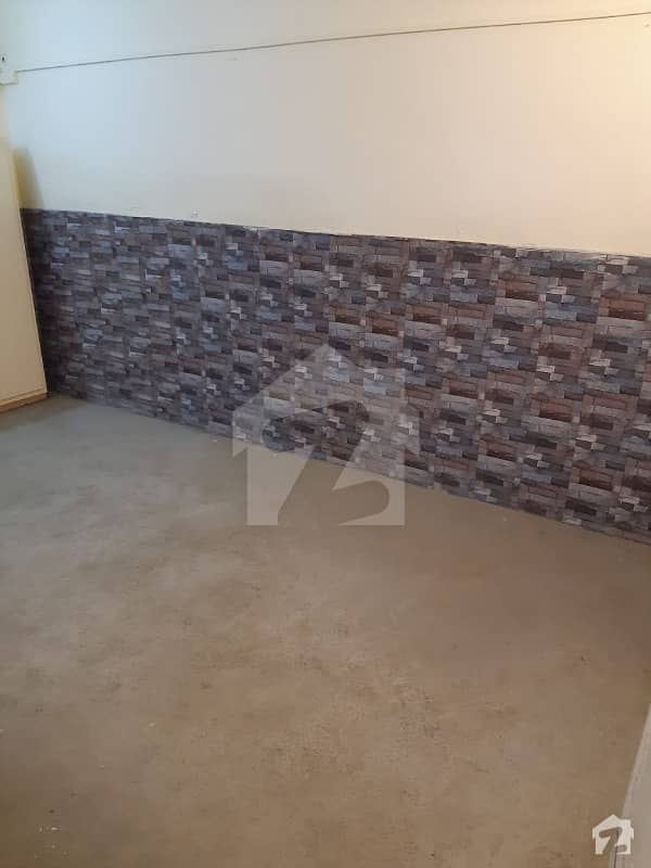 I81 Family Flat 3 Bed Attached Bath Kitchen Store Real Pics Attached ...